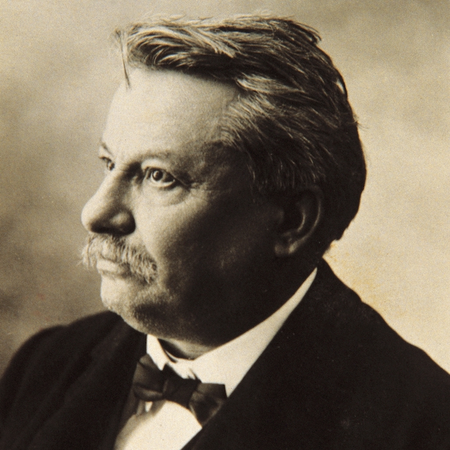 Giovanni Pascoli: biografia, aforismi e citazioni