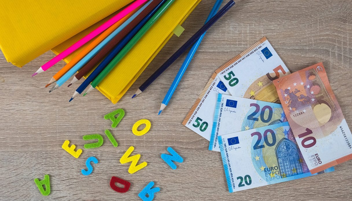 Come funziona il bonus libri scolastici regione per regione