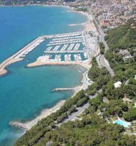 ᐅ Porto Di Andora a Andora (SV): Orari Apertura e Mappa