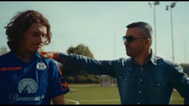 Dani Faiv insieme a Totò Di Natale tra rap e calcio Dani Faiv insieme a Totò Di Natale tra rap e calcio
